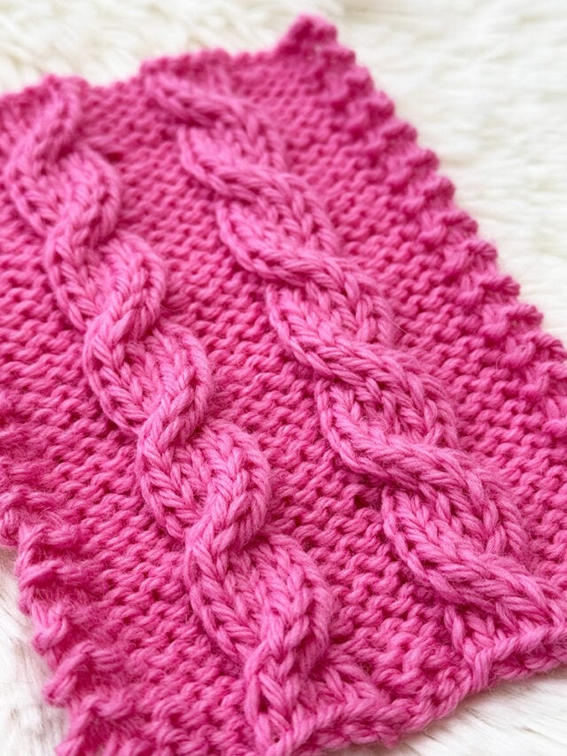 How To Knit A Simple Cable Pattern (+ Video Tutorial) - Handy Little Me