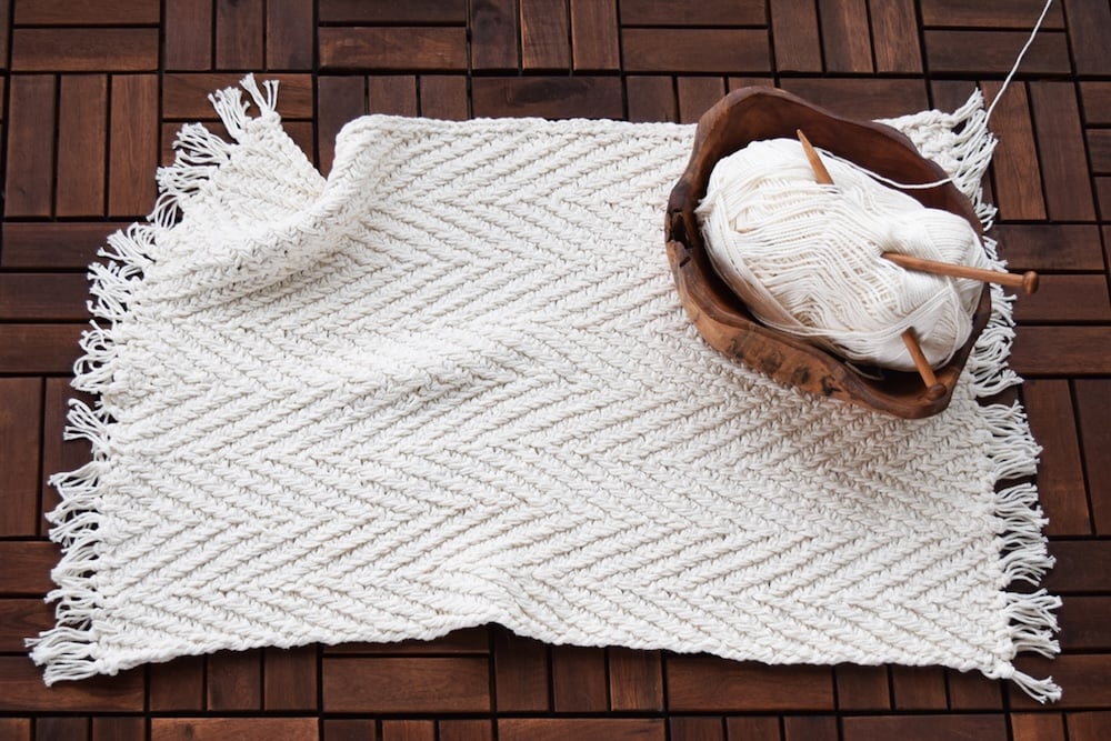 20+ Free Rug Knitting Patterns (Home Decor DIY) - Handy Little Me