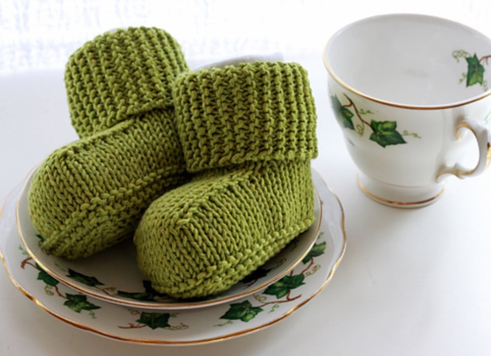 27 Knit Baby Booties Patterns (Free + Adorable Ideas) - Handy Little Me