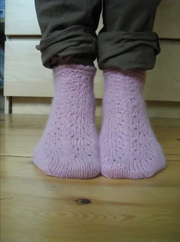 20+ Free Bed Socks Knitting Patterns - Handy Little Me