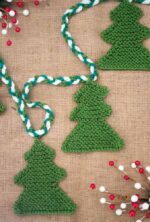 15 Knitted Garlands For Christmas (Free + Easy) - Handy Little Me