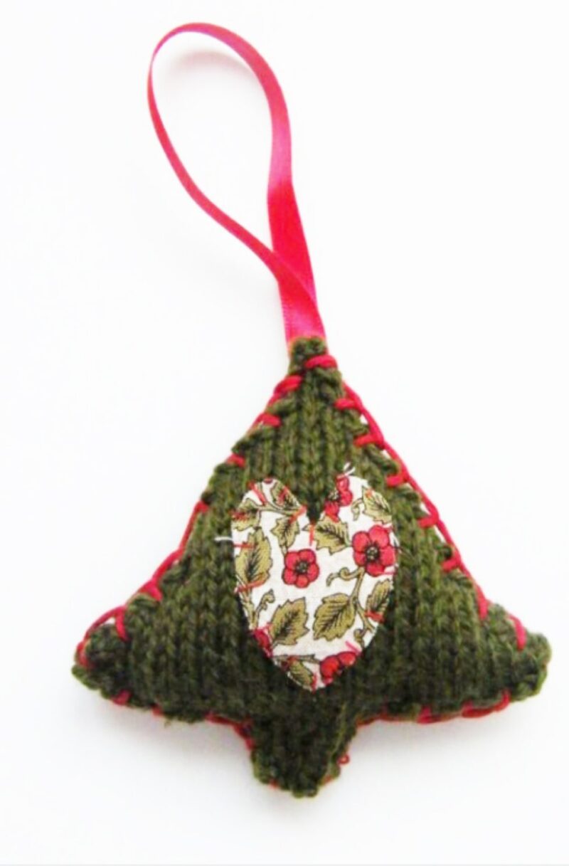 Free Christmas Knitting Patterns {Great For Gifts!} - Handy Little Me