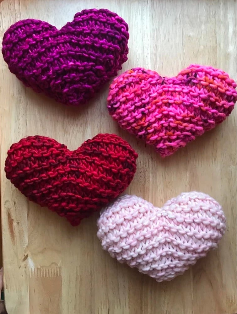 20 Heart Knitting Patterns (Free And Easy Knitted Hearts) - Handy Little Me