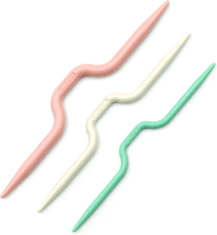 7 Best Cable Knitting Needles You Need In Your Kit - Handy Little Me