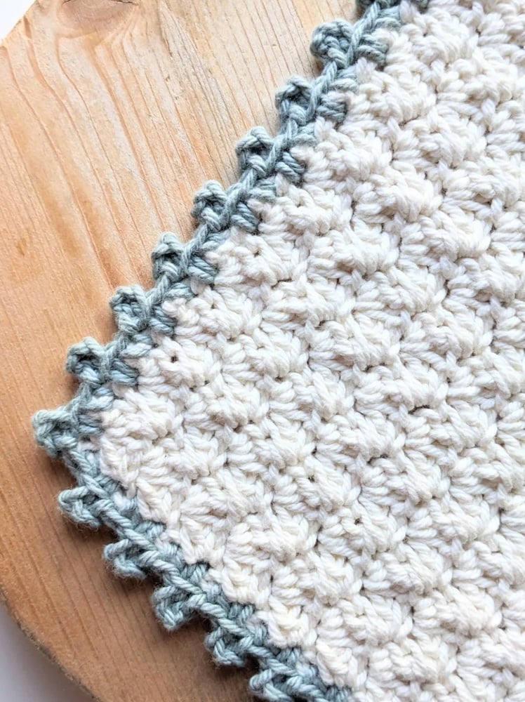 35 Easy Crochet Borders For Baby Blankets (Simple + Quick) - Handy ...