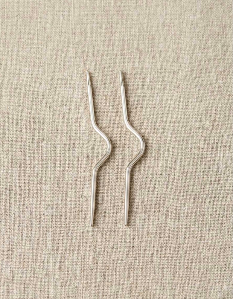 7 Best Cable Knitting Needles You Need In Your Kit - Handy Little Me