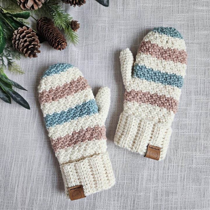 27 Free Crochet Mitten Patterns (Quick + Easy) - Handy Little Me