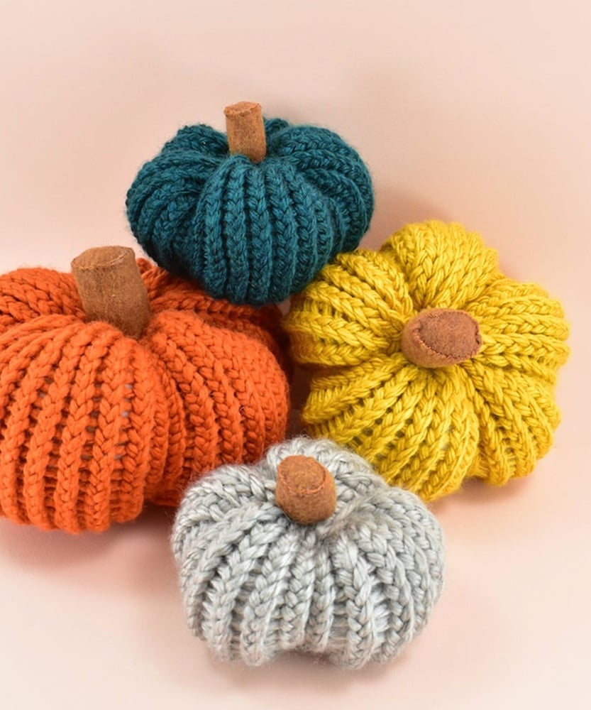 29 Free Loom Knitting Patterns For All Knitters - Handy Little Me