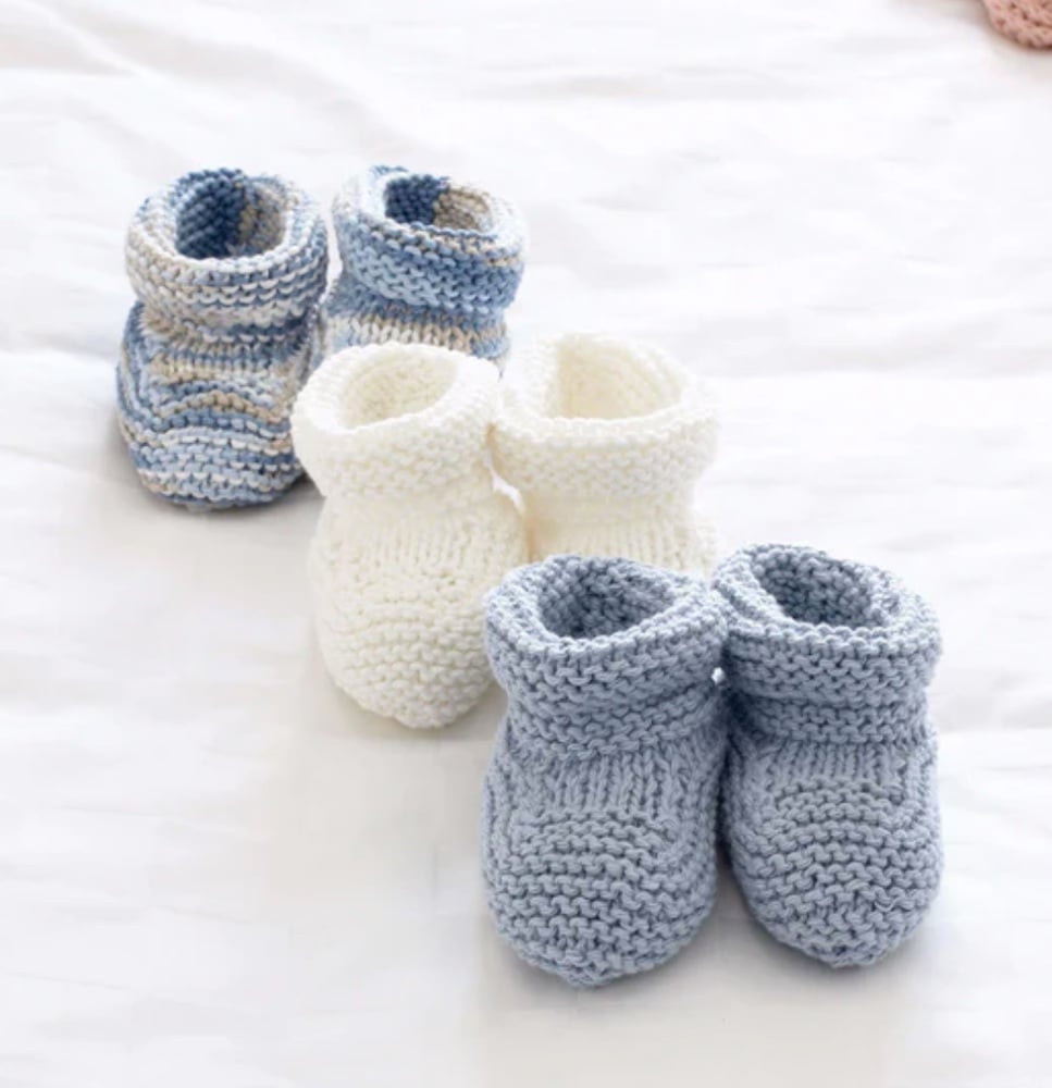 27 Knit Baby Booties Patterns (Free + Adorable Ideas) - Handy Little Me