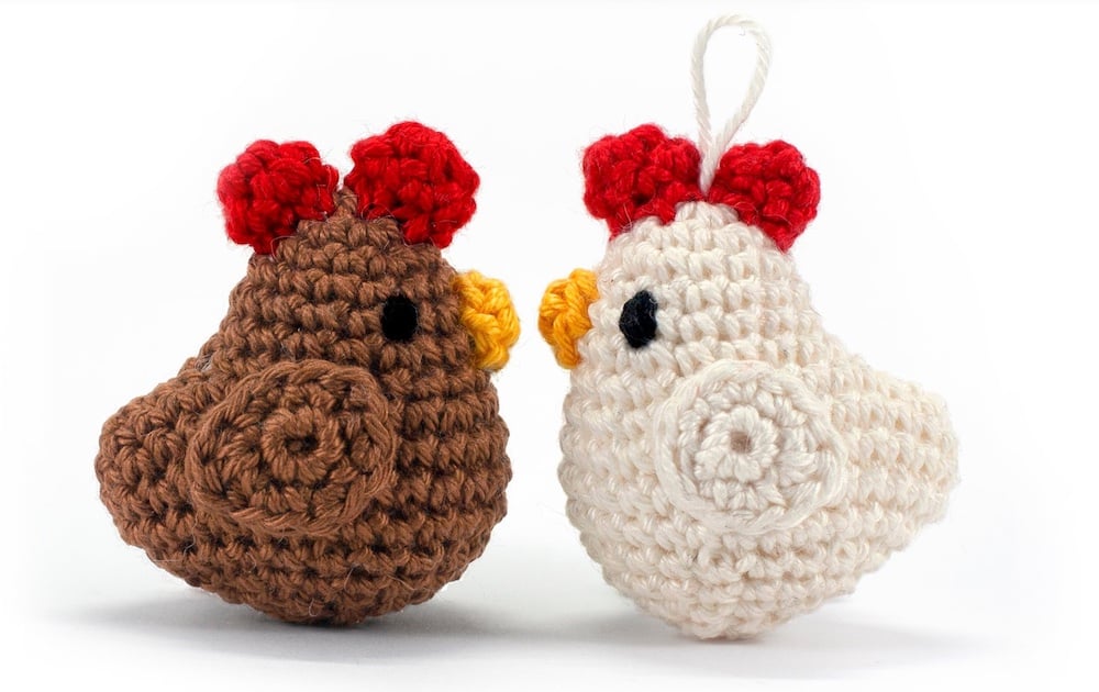 23 Free Crochet Chicken Patterns (Easy + Cute Ideas) - Handy Little Me