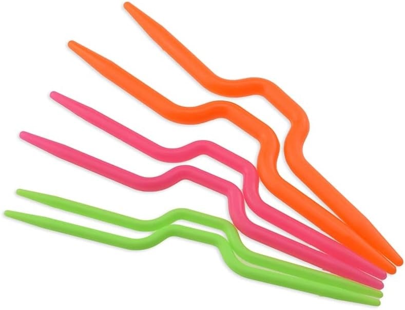 7 Best Cable Knitting Needles You Need In Your Kit - Handy Little Me