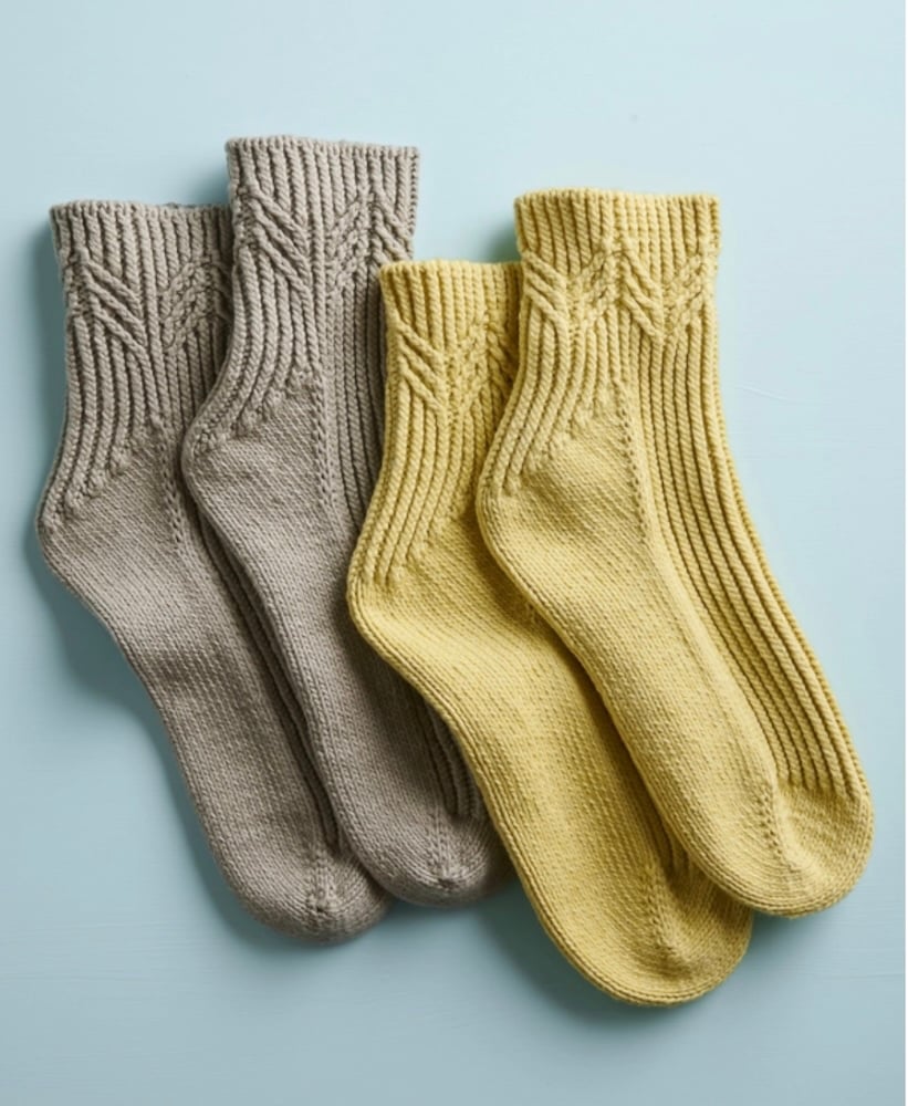 20+ Free Bed Socks Knitting Patterns - Handy Little Me