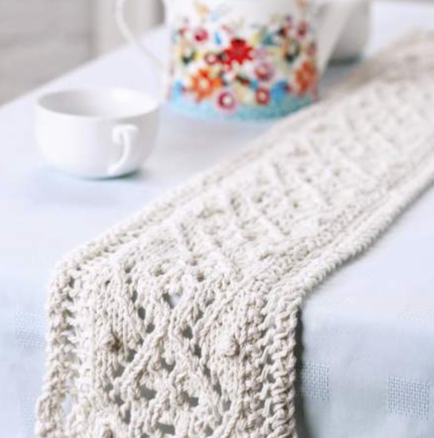 21 Knitted Table Runners (Free Knitting Patterns) - Handy Little Me