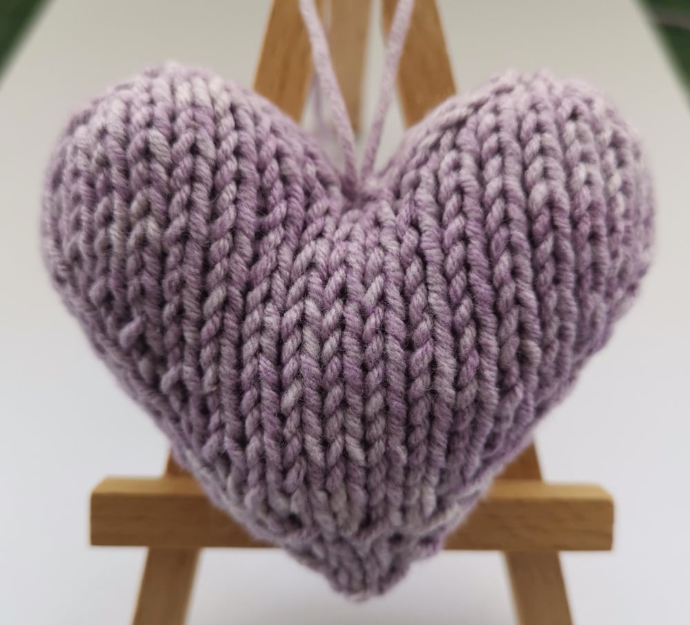 20 Heart Knitting Patterns (Free And Easy Knitted Hearts) - Handy Little Me
