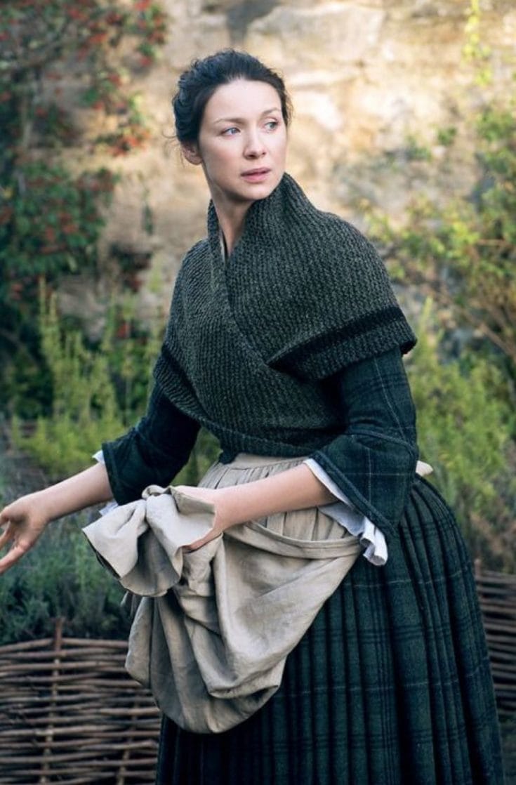Outlander Brianna Fingerless Gloves Pattern - Handy Little Me