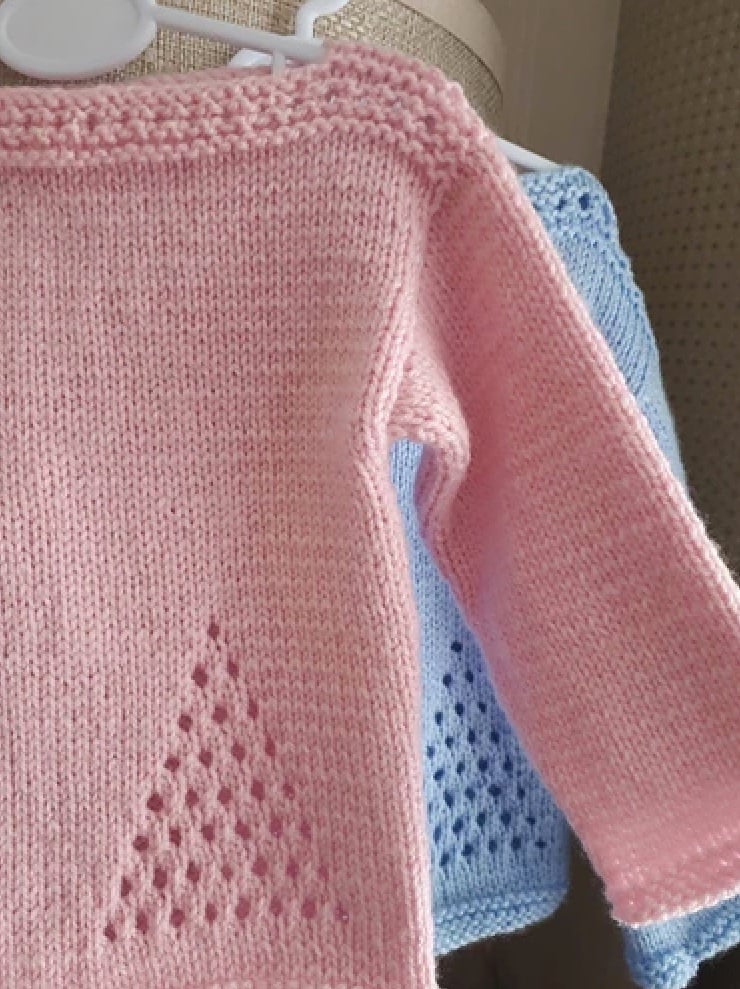 30 Christmas Sweater Knitting Patterns (Jumper Ideas) - Handy Little Me