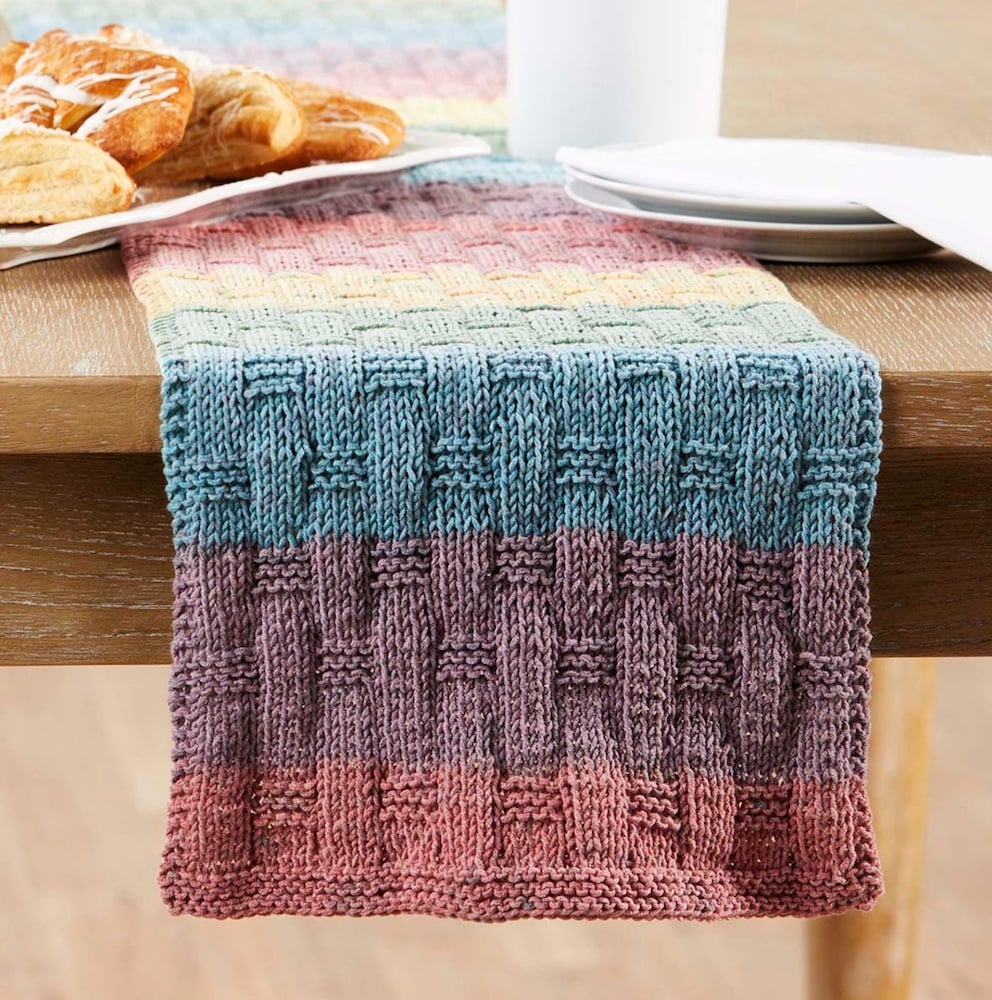 21 Knitted Table Runners (Free Knitting Patterns) - Handy Little Me