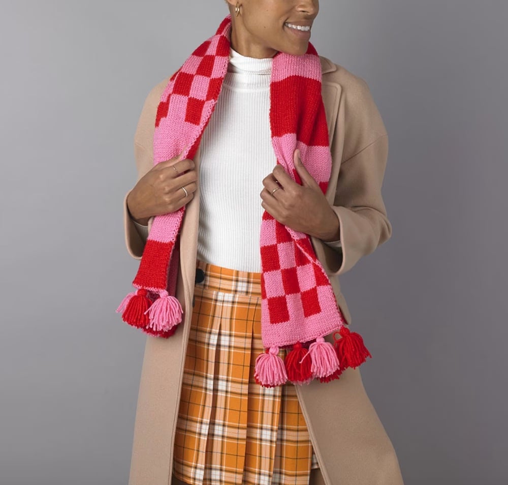 22 Free Reversible Knitting Patterns For Scarves - Handy Little Me