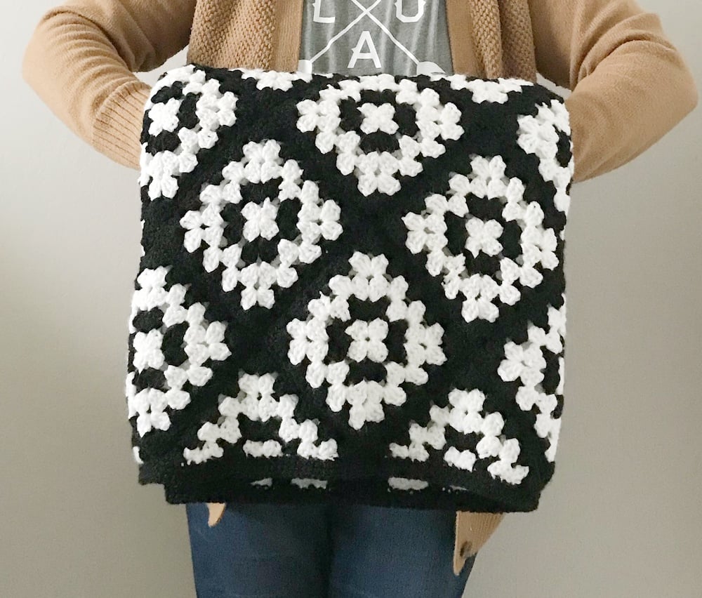 13 Free Black And White Blanket Crochet Patterns - Handy Little Me