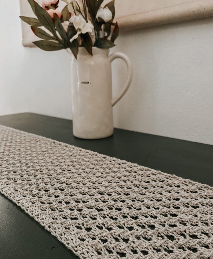 21 Knitted Table Runners (Free Knitting Patterns) - Handy Little Me