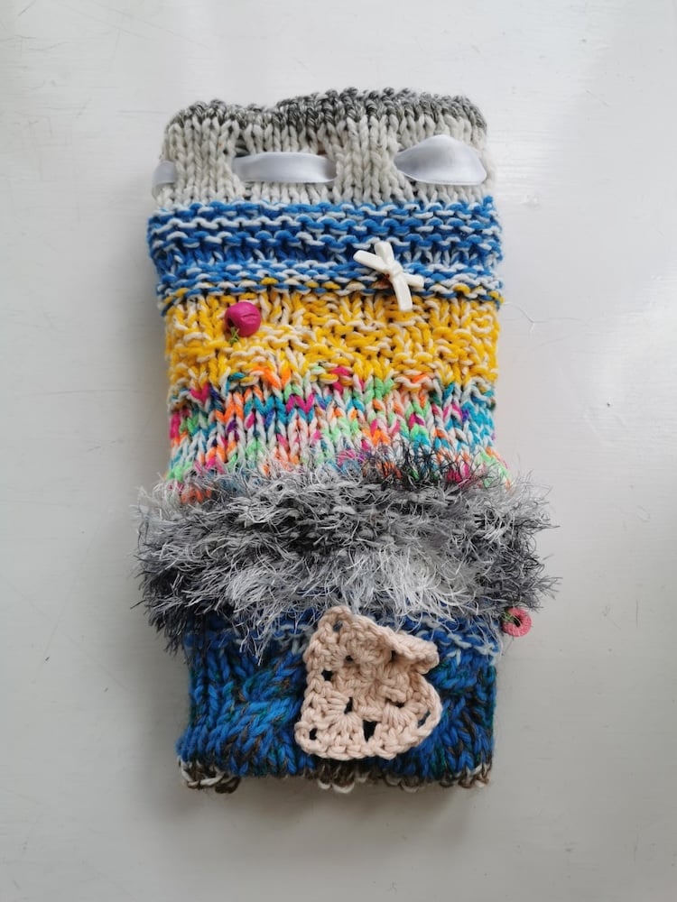 10+ Free Twiddle Muff Patterns For Dementia (Knitting + Crochet ...