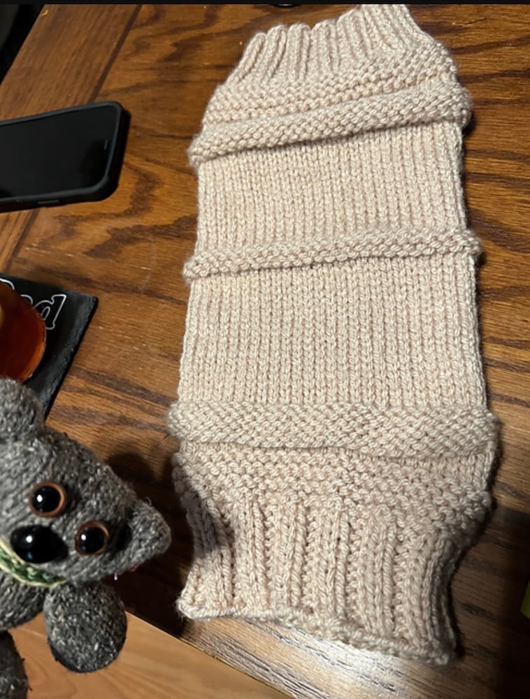 10+ Free Twiddle Muff Patterns For Dementia (Knitting + Crochet ...