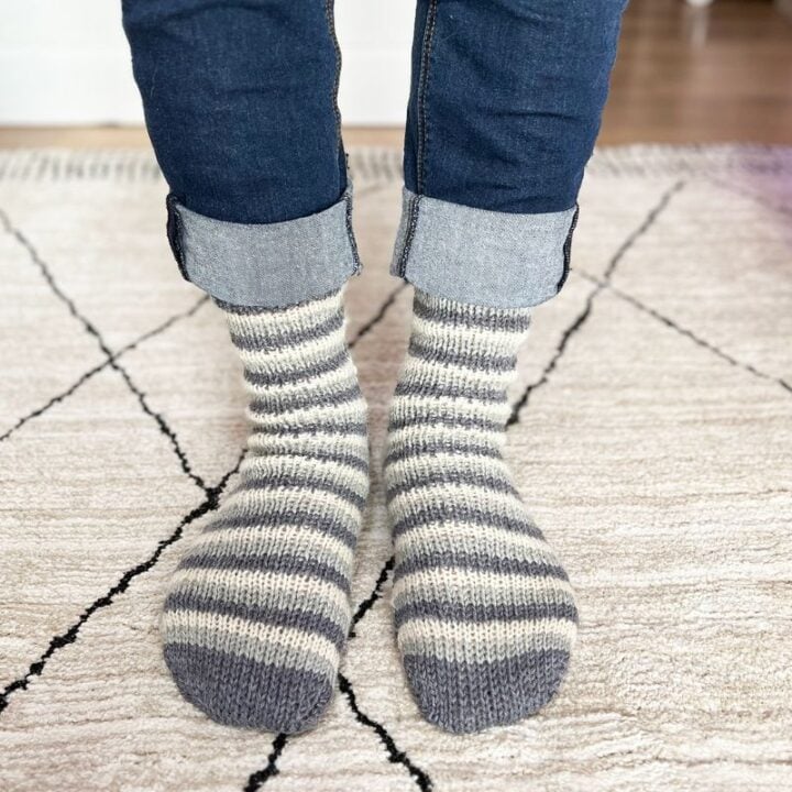 20+ Free Bed Socks Knitting Patterns - Handy Little Me